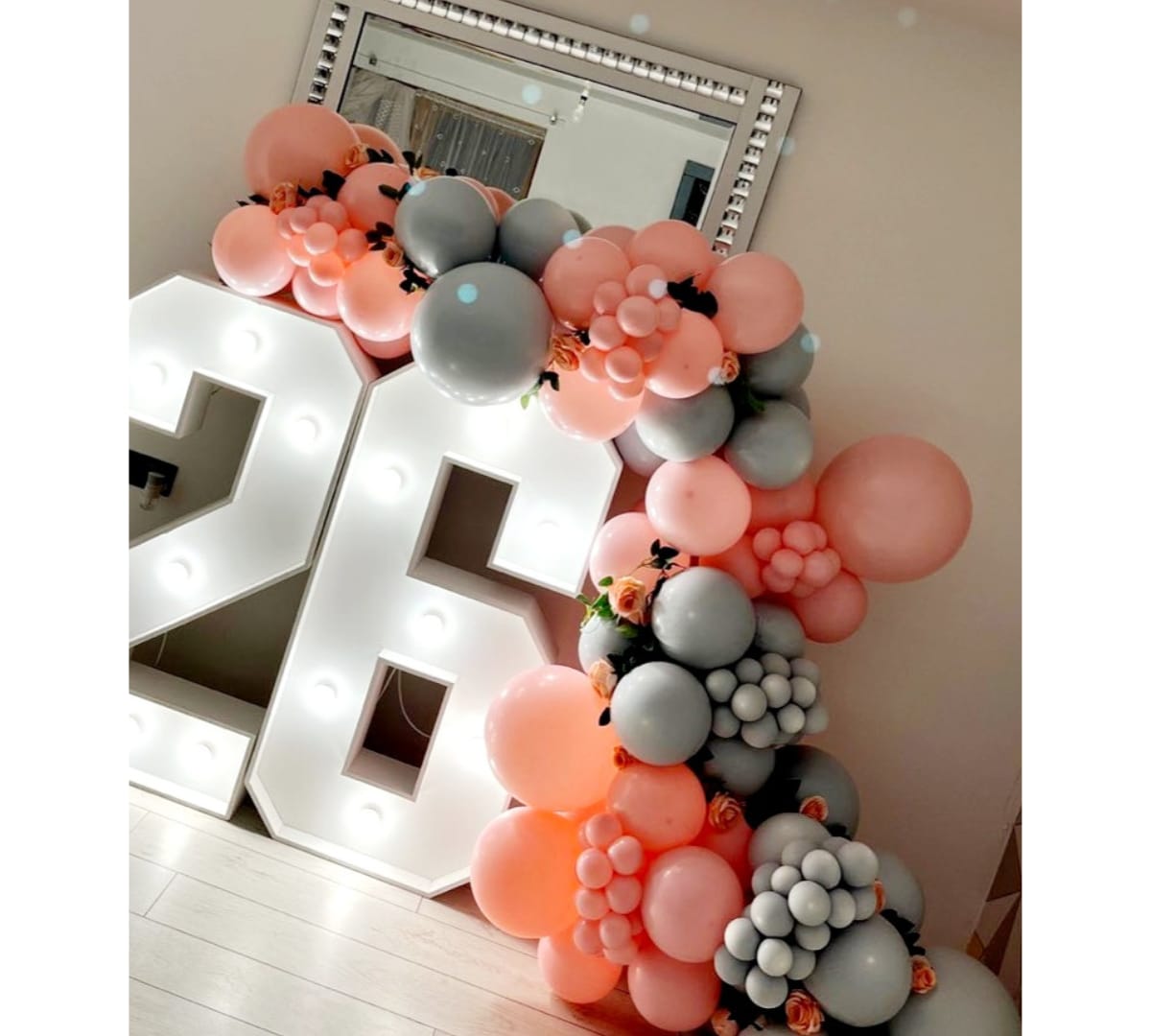 Balloon Decoration - Childsplay Hire